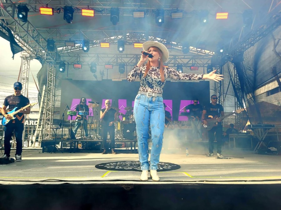 Raylane Mendes conquista Araruama e Paraty com shows inesquecíveis ...